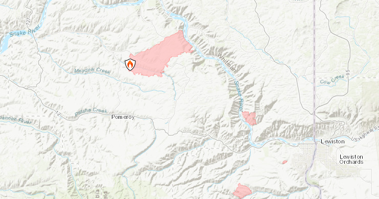 Evacuations lowered for wildfire burning near Pomeroy | News | kxly.com
