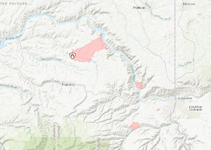 Evacuations lowered for wildfire burning near Pomeroy | News | kxly.com