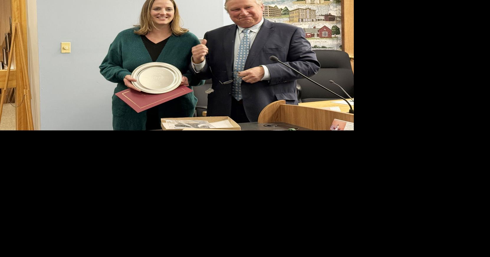 Council honors Woodland Heights teacher with community service award ...