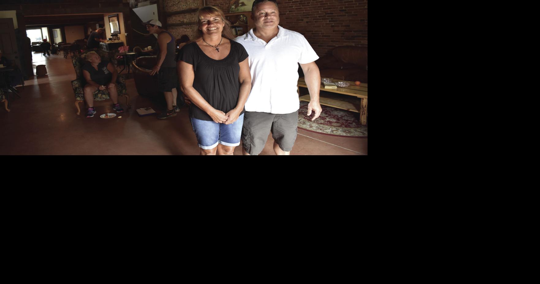 Cafe offers homeless a welcoming smile | Local News | laconiadailysun.com
