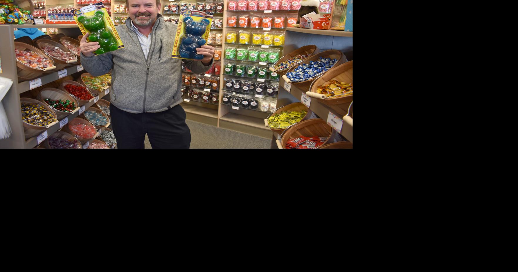 Candy man brings sweetness to Tanger Outlets | Local | laconiadailysun.com