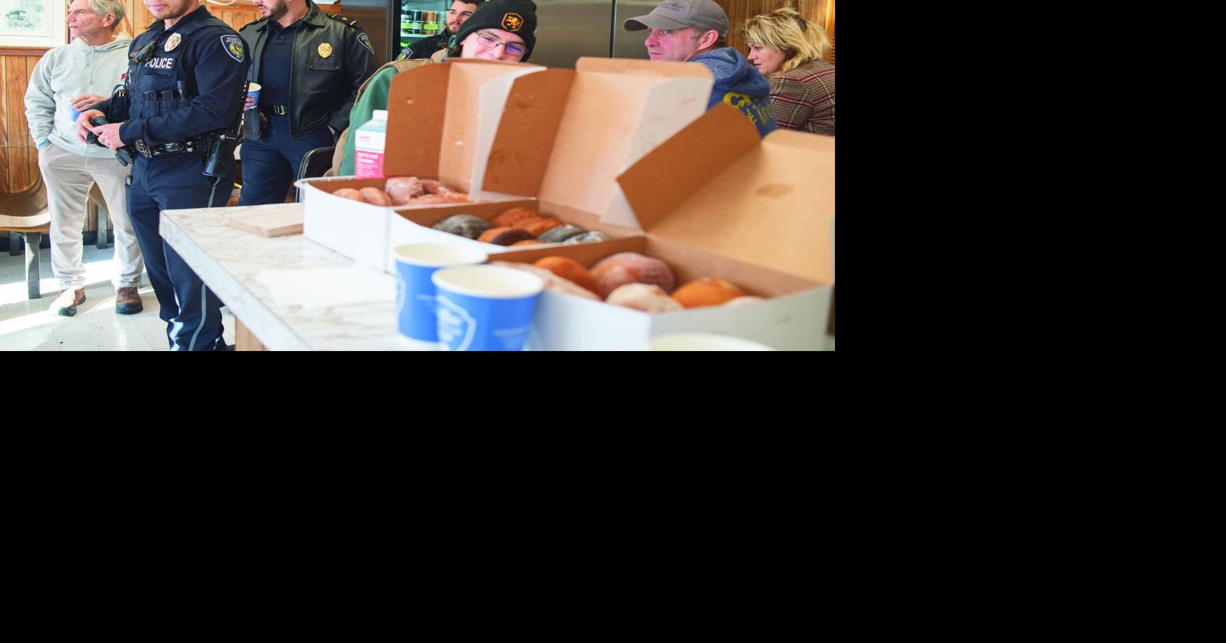 Franklin police host Coffee with a Cop at Brothers Donuts | Courts ...