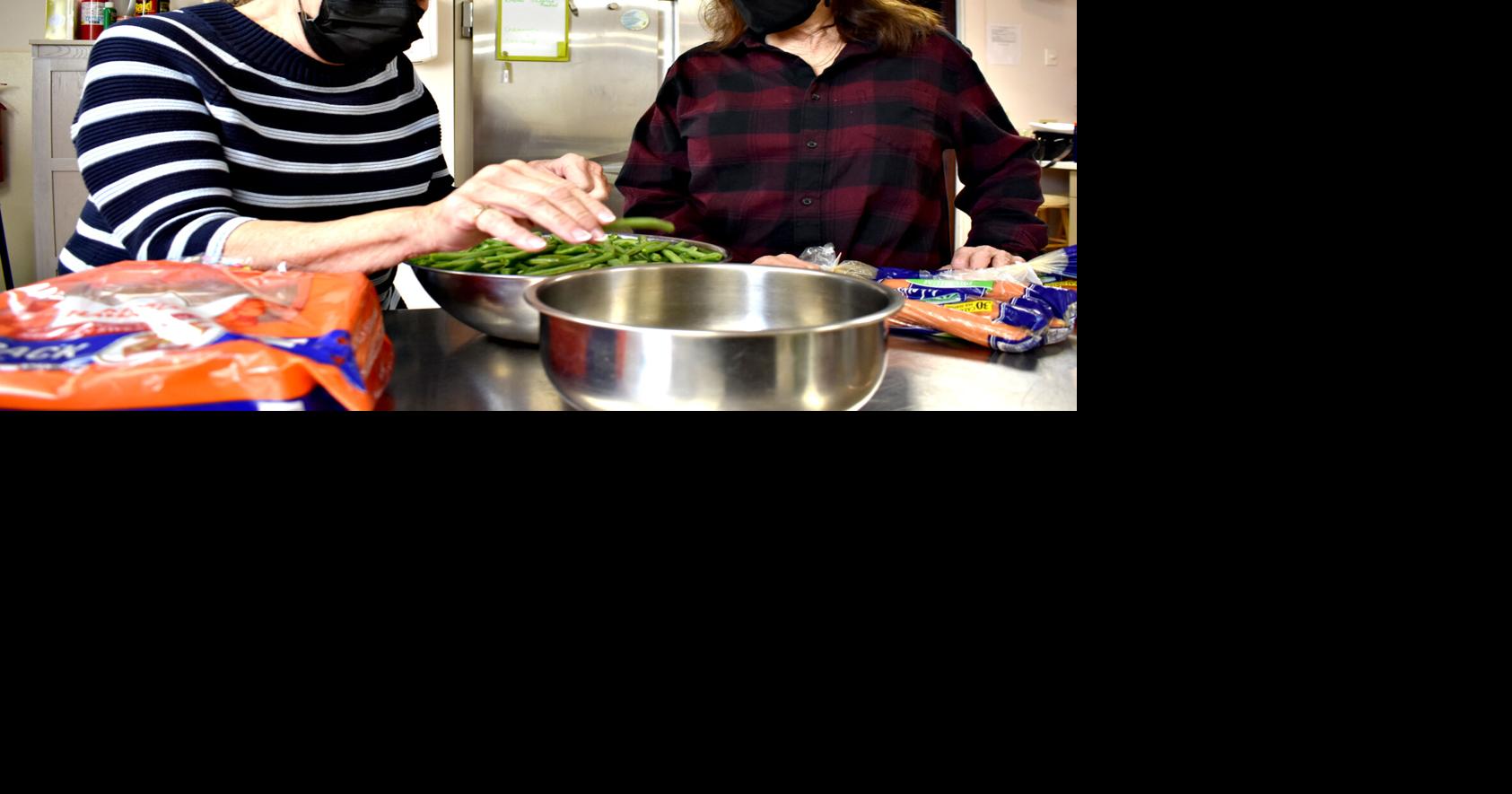 100 Thanksgiving dinners: Hazel Duke tradition continues | Local News ...