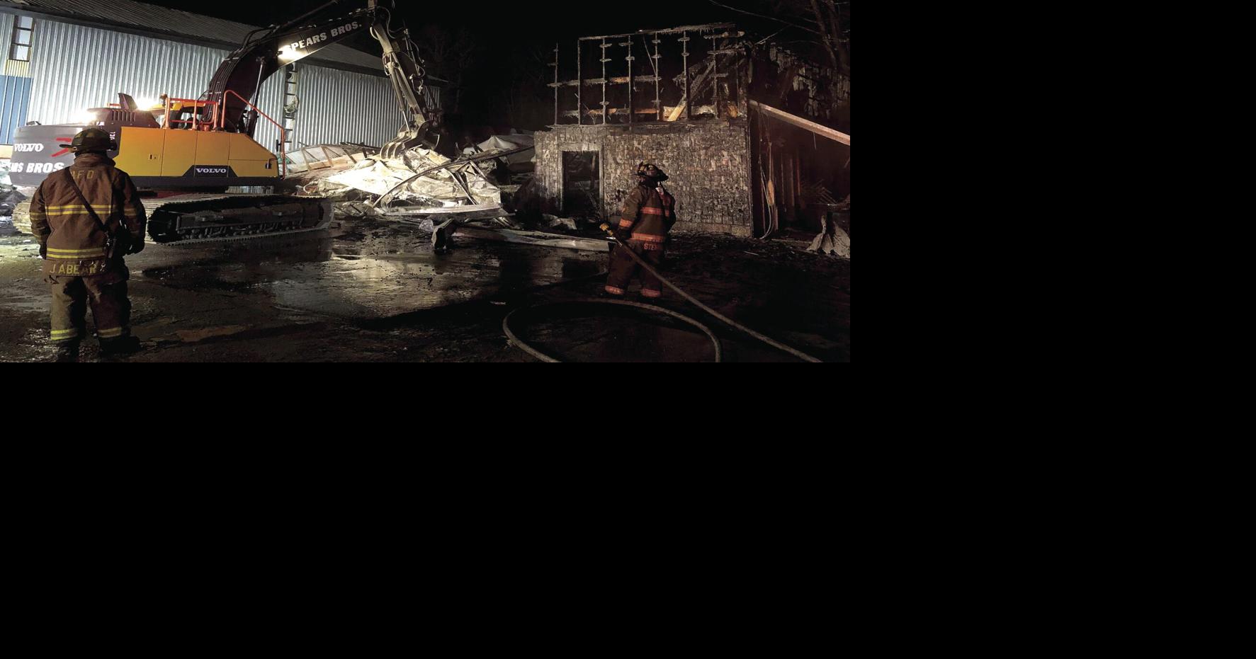 Fire destroys marina building, some boats | Local News ...