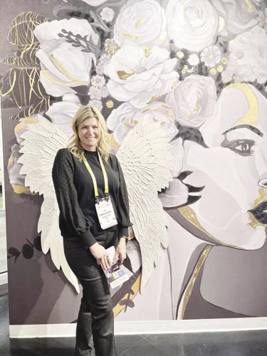 Stephanie Wentworth of Decorative Interiors visits Las Vegas for ...