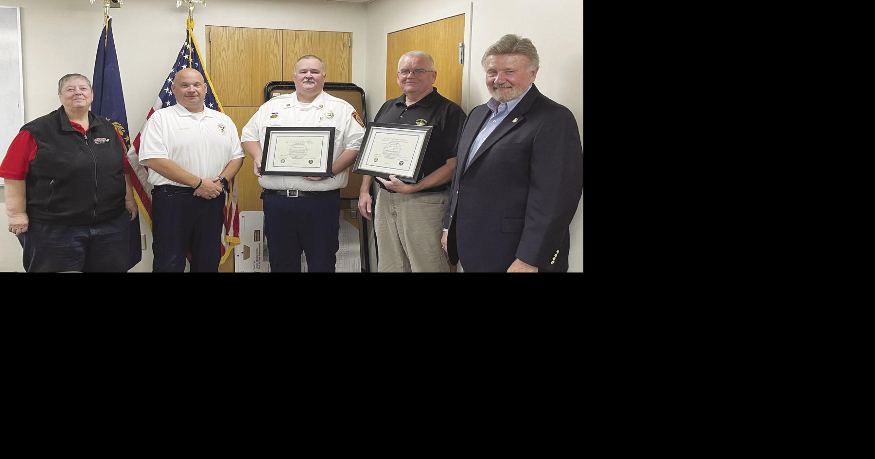 Deputy Chief Paul D. Steele Jr. receives State of NH/FEMA COML/COMT ...