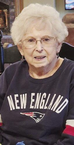 Elaine J. Bennett, 88 | Obituaries | laconiadailysun.com