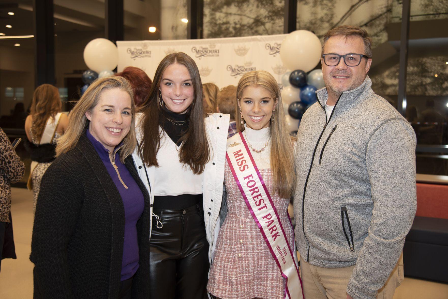 Miss Missouri Volunteer Pageant: The Red Carpet