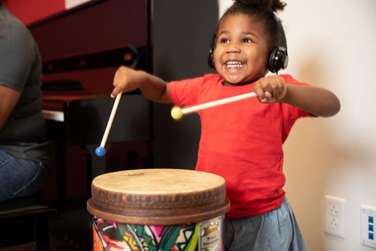 St. Louis nonprofit helps kids fight cancer through music