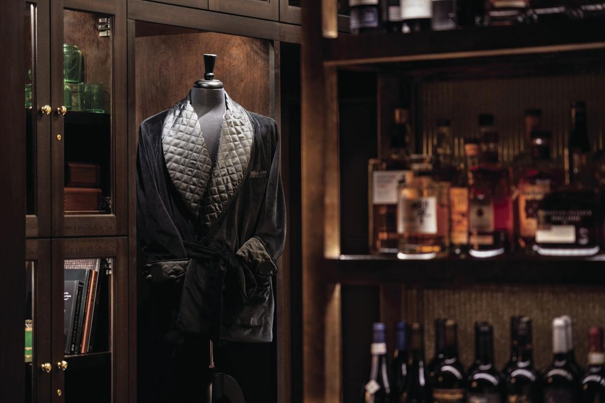 The Newly Reopened Cigar Club at The Ritz-Carlton, St. Louis Dazzles ...