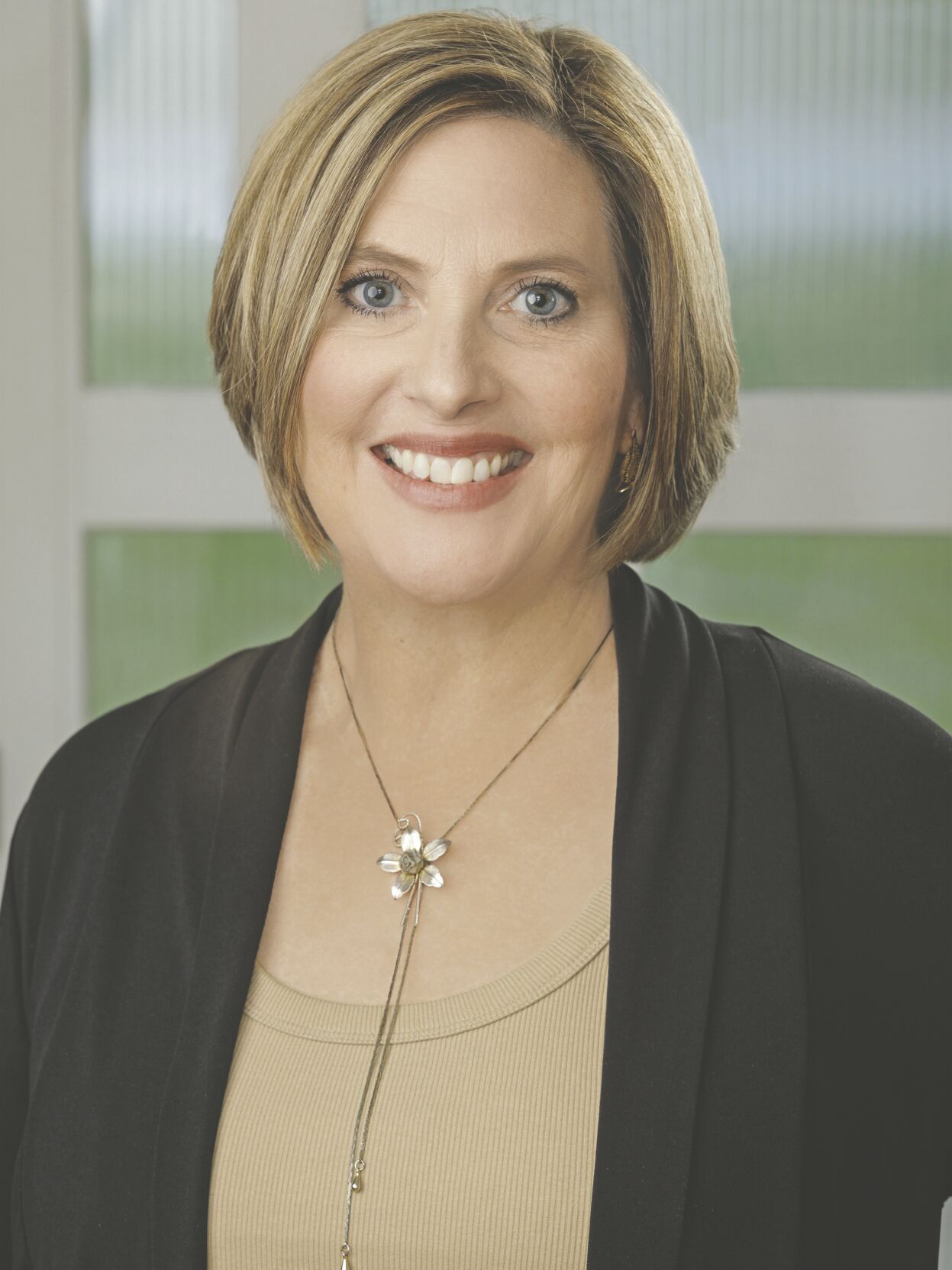 Bishop_Becky_np.jpg