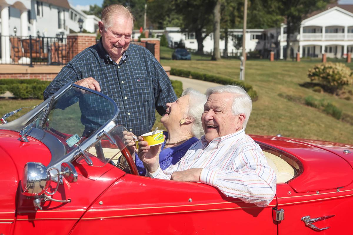 Mari de Villa: The Treasures of St. Louis