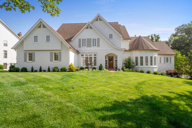 Mosby Building Arts transforms outdated Tudor style home into a Modern ...