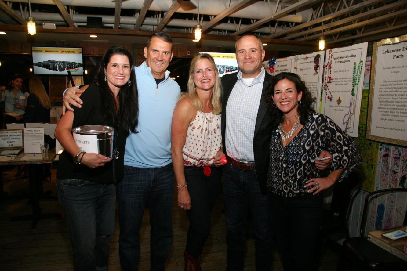 Conway Elementary School Cheers for Conway
