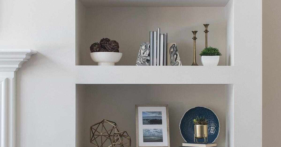 Expert advice on how to stage a vignette within your abode