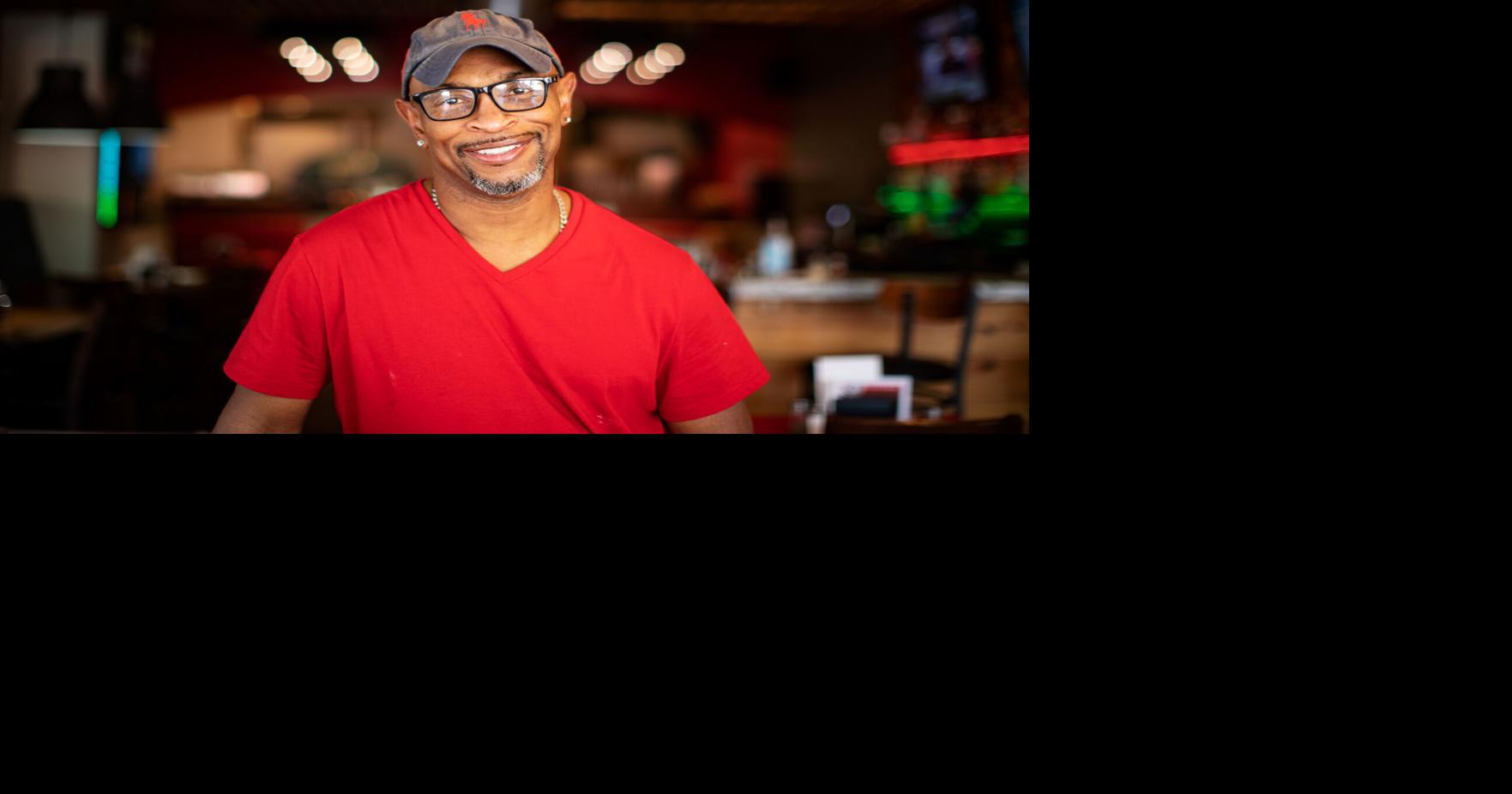 In Da Loop Features Wood-Fired Pizza, Burgers and Other Dishes in the ...