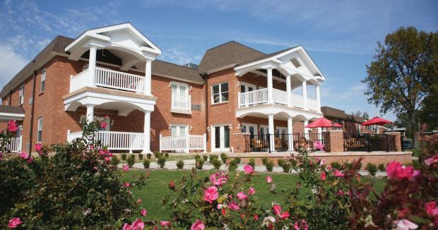 Mari de Villa: Be Our Guest