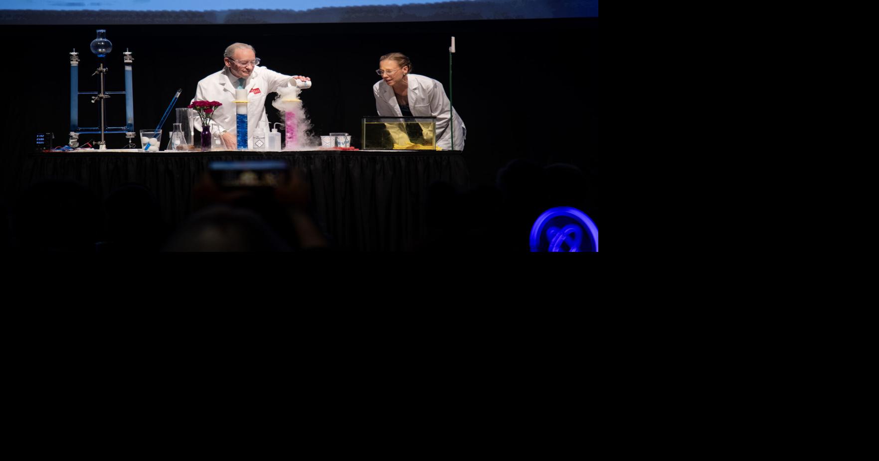 "Molecular Mark" Wrigton Science Show