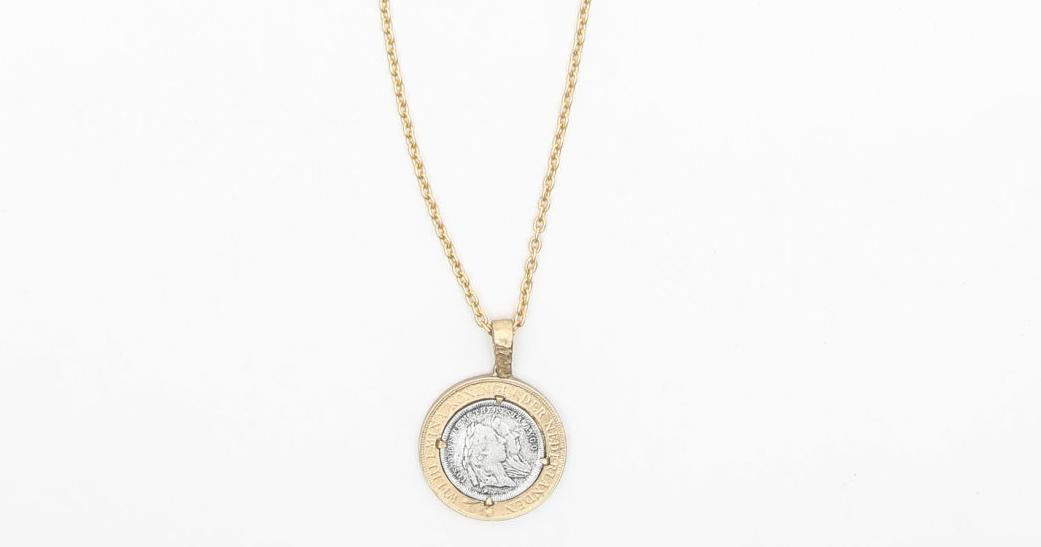 3 Must-Have Coin Necklaces