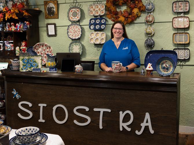 Polish pottery shop Siostra opens in St. Charles