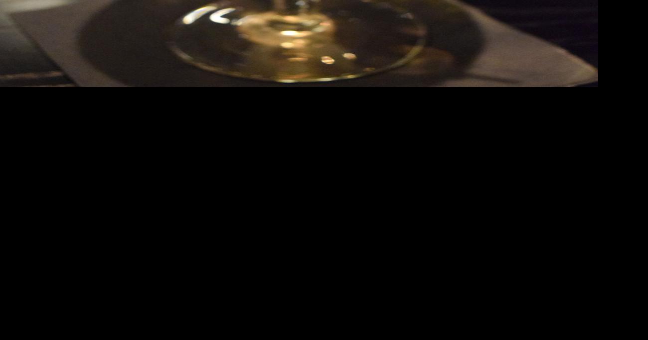 Curtain Call Lounge wows at open house