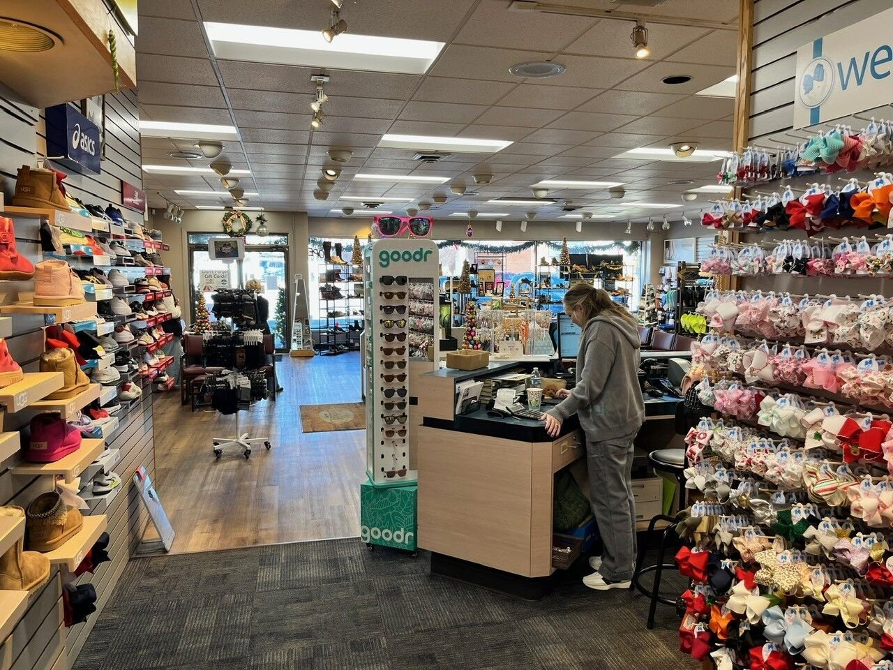 Laurie’s Shoes: All in the family, and the fit, for 75 years