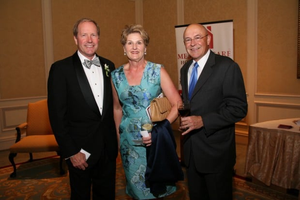 Memories and Melodies | Gatherings & Goodwill | laduenews.com