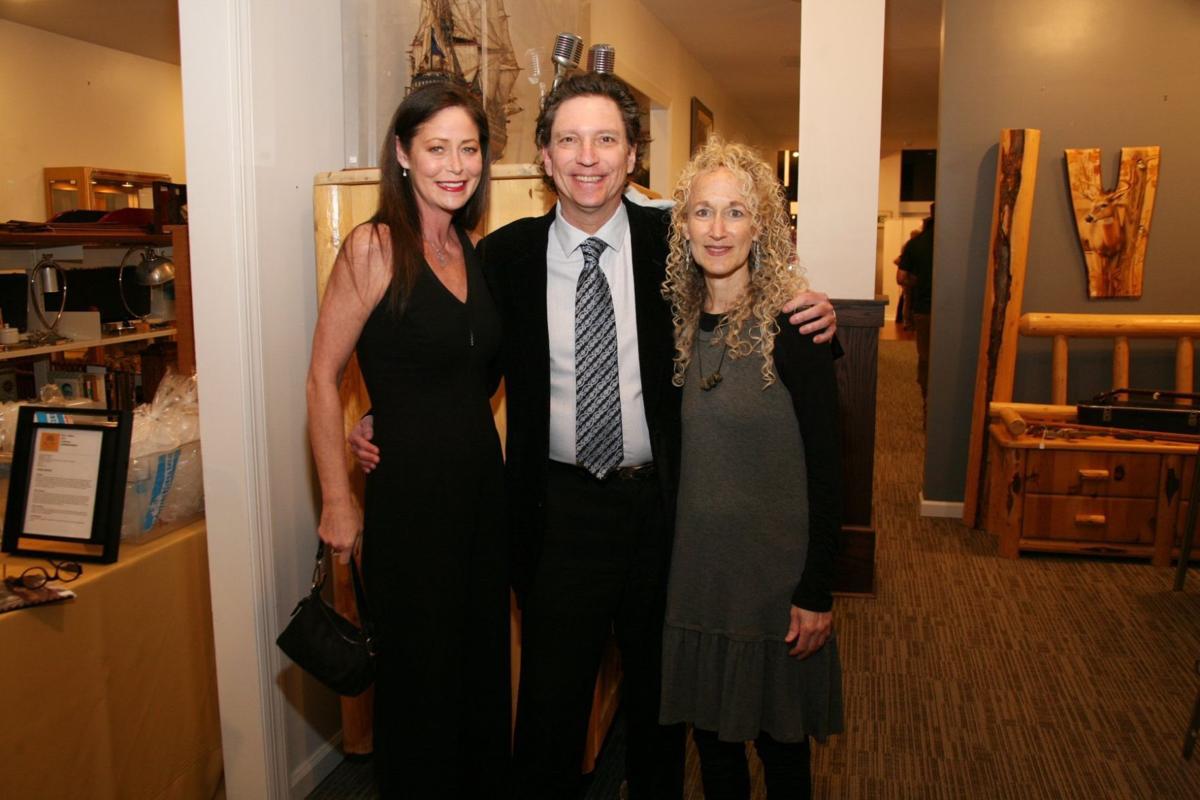 Endangered Wolf Center's Wolves and Wine Auction