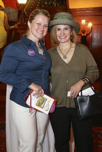 Jessica Healey, Deanna Glover