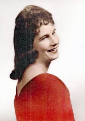 Carol Carroll | Obituaries | ladysmithnews.com