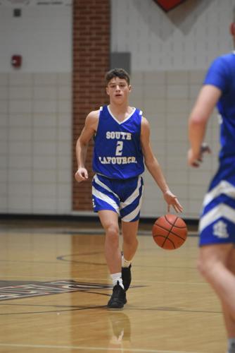 GALLERY: Patterson picks up the pace, runs past Tarpons | Multimedia ...