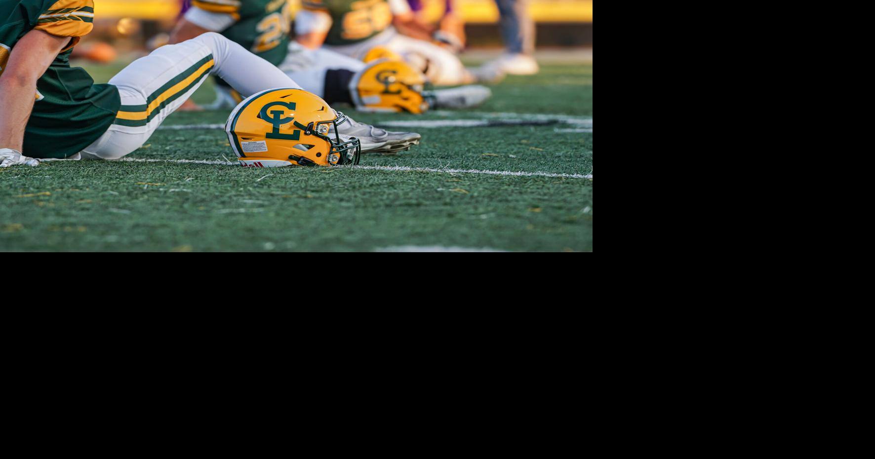 GALLERY: Varsity Football- CLHS vs THS | Multimedia | lafourchegazette.com