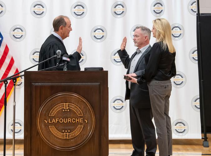 Chaisson, council members sworn in at Inauguration Ceremony | Local ...