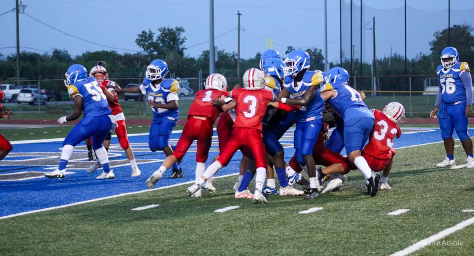 GALLERY: Raceland Middle vs Golden Meadow Middle Football | Multimedia ...