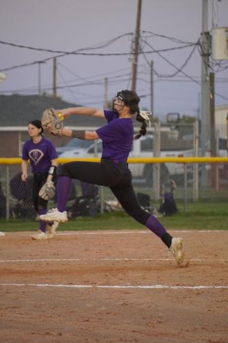 GALLERY: JV Softball- CLHS vs HHS | Multimedia | lafourchegazette.com