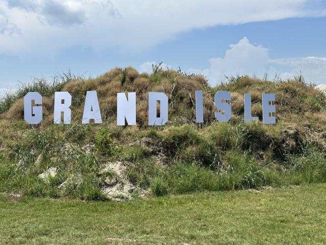 Popular Grand Isle Photo Op | Grand Isle | lafourchegazette.com