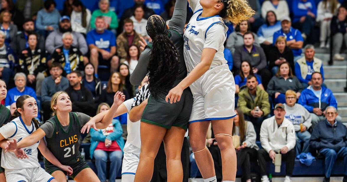GALLERY: Basketball- CLHS at SLHS | Multimedia | lafourchegazette.com