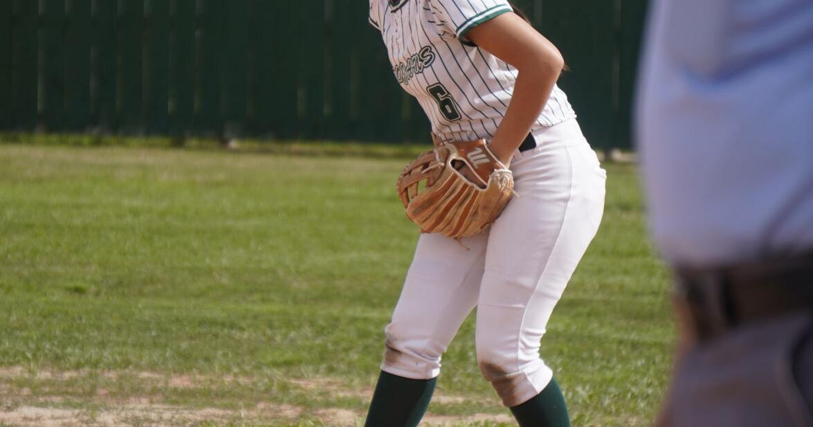 GALLERY: Varsity Softball- CLHS vs HHS | Multimedia | lafourchegazette.com