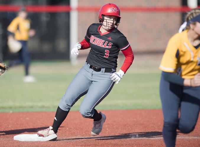 Photo Gallery: NSU Softball | Local School | lafourchegazette.com