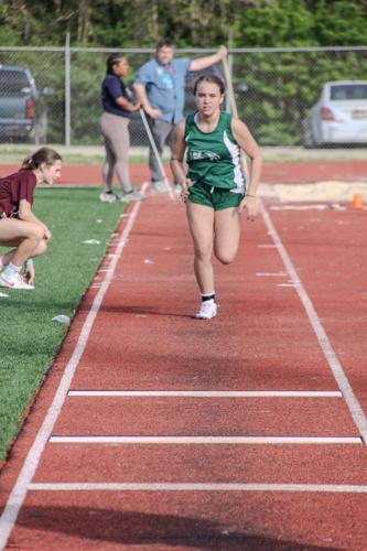 Photo Gallery: Middle School Track Meet | Multimedia | lafourchegazette.com