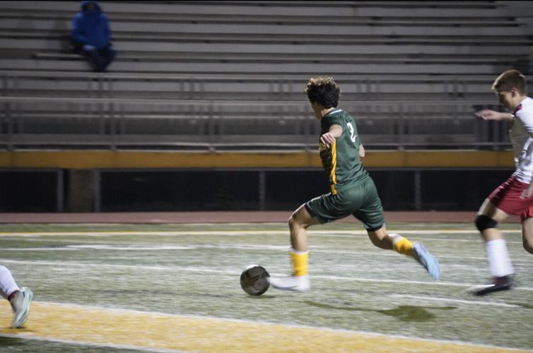 Photo Gallery: CLHS vs West Jefferson | Multimedia | lafourchegazette.com