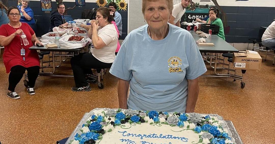 EDITOR’S OPINION: Enjoy retirement, Mrs. Bev! | Columns ...