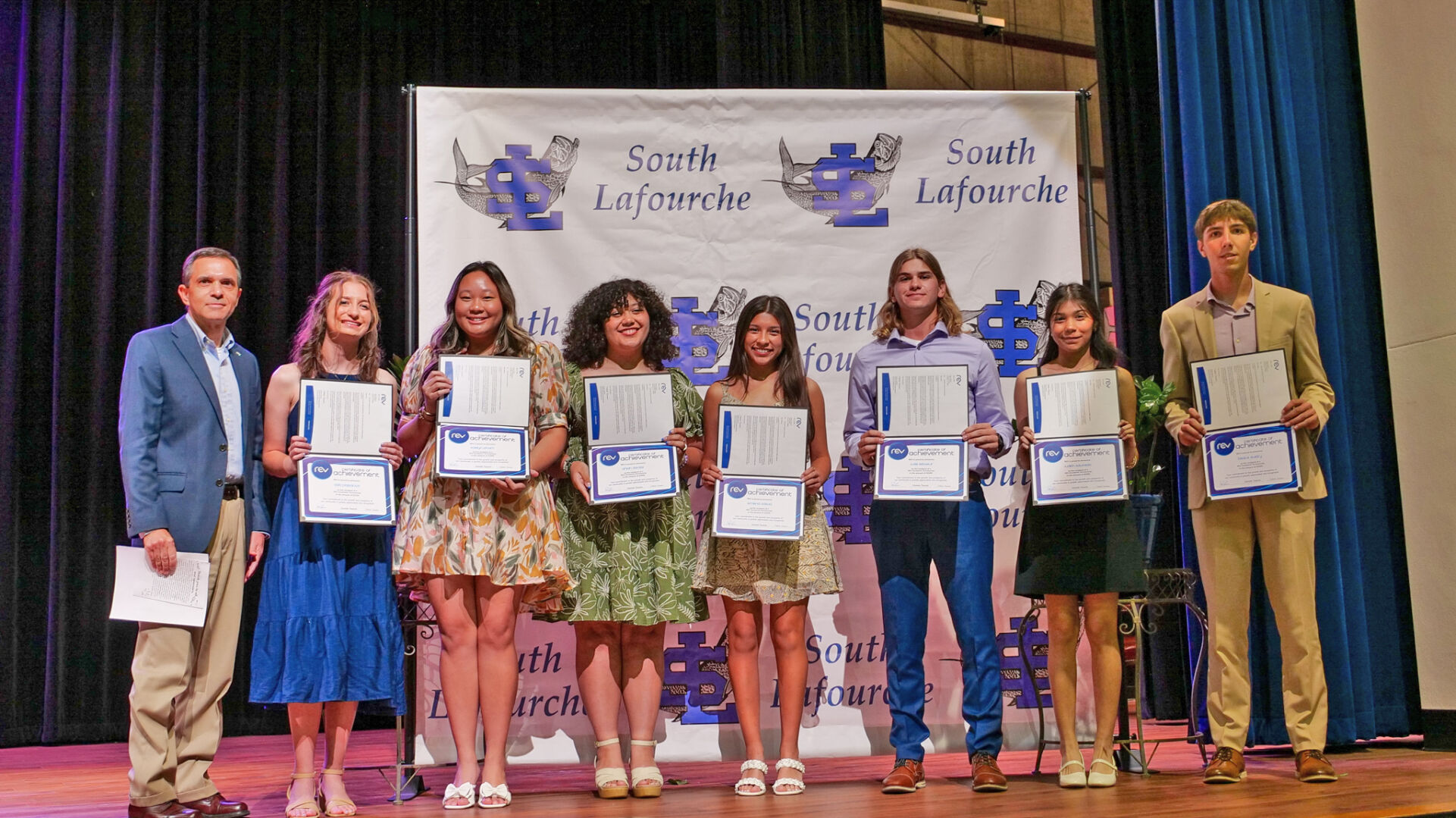 REV’s academic scholarship application opens early, encouraging high ...