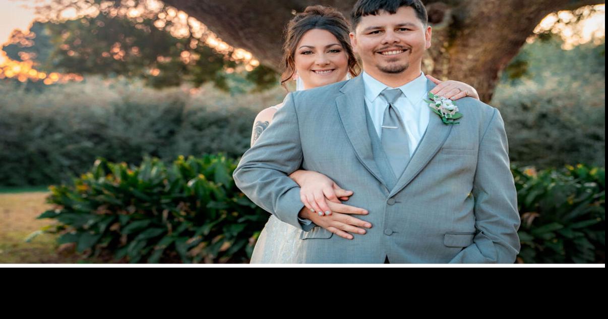 MR. AND MRS. T-CARL DANOS | Marriages | lafourchegazette.com