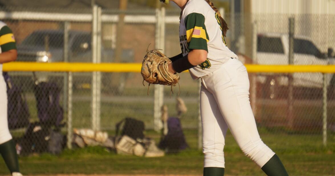 GALLERY: JV Softball- CLHS vs HHS | Multimedia | lafourchegazette.com