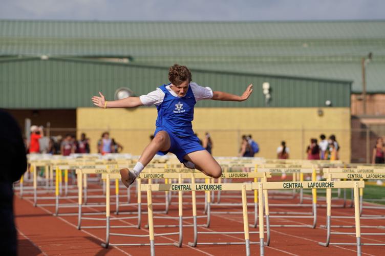 GALLERY: CLHS Track Meet | Multimedia | lafourchegazette.com