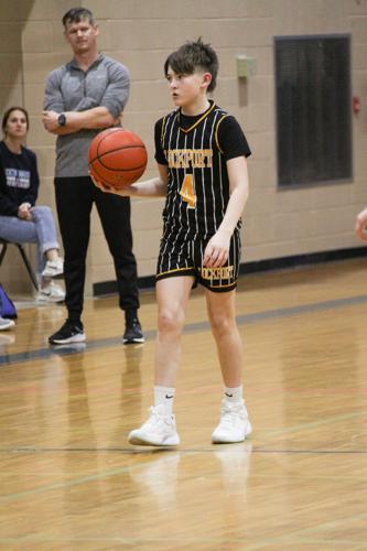 GALLERY: Boys Basketball- LKMS vs SWMS | Multimedia | lafourchegazette.com