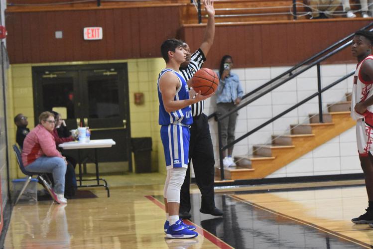 GALLERY: Patterson picks up the pace, runs past Tarpons | Multimedia ...