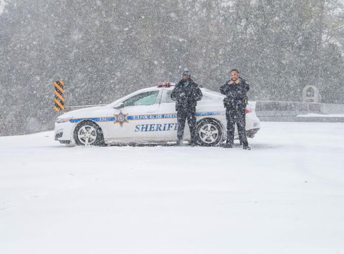 GALLERY: Snow Photos in Thibodaux | Local News | lafourchegazette.com