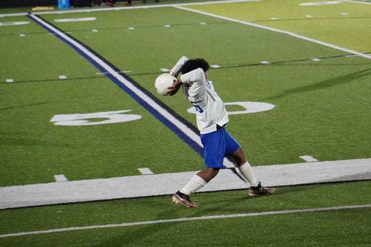 GALLERY: Tarpon boys' top Ellender; Lady Patriots win girls' match ...